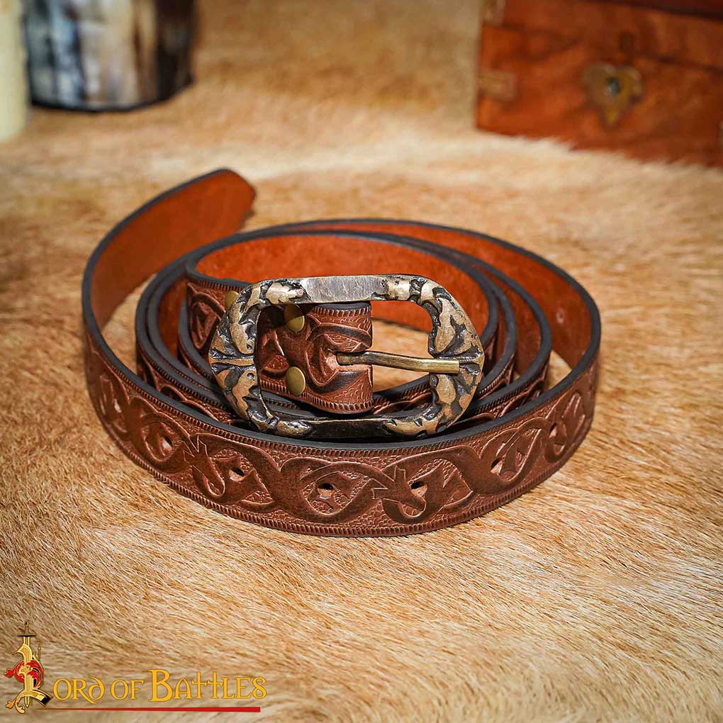 Fantasy Embossed Leather Belt – LARP & Cosplay Accessory – Calimacil
